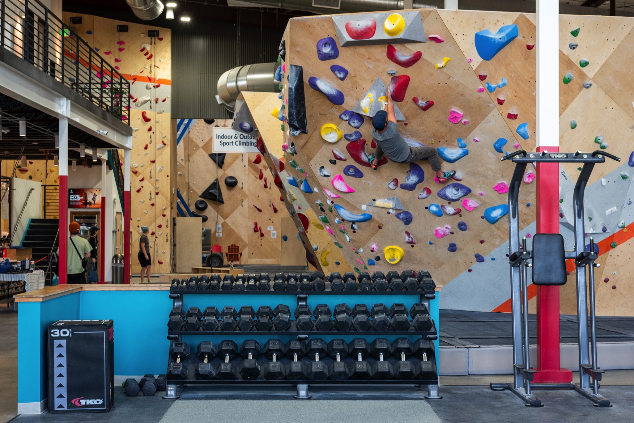 Longmont Climbing Collective – Climbing Gym : BUILT. Construction